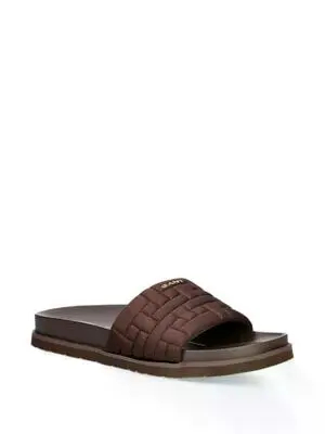 Gant Quilted Logo Plaque Slides