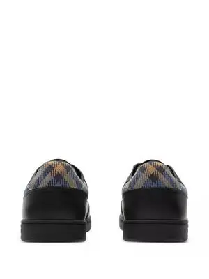 Burberry Set Leather Low Top Sneakers With Check Cuff