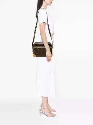 LOUIS VUITTON Monogram Nil Crossbody Bag