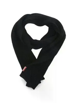 Dsquared2 Ribbed Wool Scarf And Beanie Set