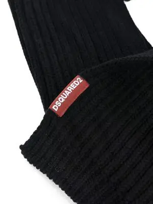 Dsquared2 Ribbed Wool Scarf And Beanie Set