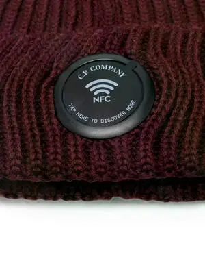 C.P. COMPANY Logo-patch Ribbed-knit Beanie Hat - Red