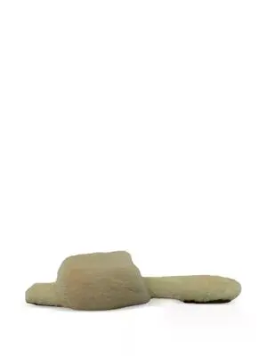 AeydĒ Shearling Slides