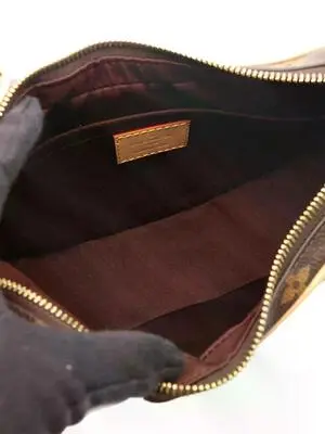 LOUIS VUITTON Monogram Croissant Mm Shoulder Bag