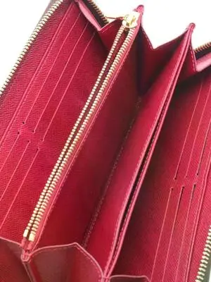 LOUIS VUITTON 2000s Zippy Monogram Wallet - Brown