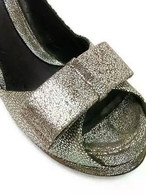 Fendi Tone Brocade Texture Bow Detail Platform Stiletto Pumps
