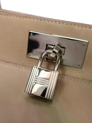 Hermès Toolbox 26 Tote Bag - Neutrals
