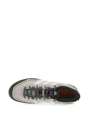 Adidas Skychaser Solo Sneakers