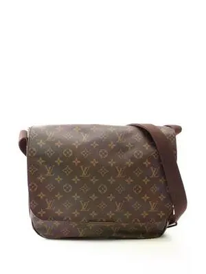 LOUIS VUITTON Monogram Beaubourg Messenger Mm Crossbody Bag - Brown