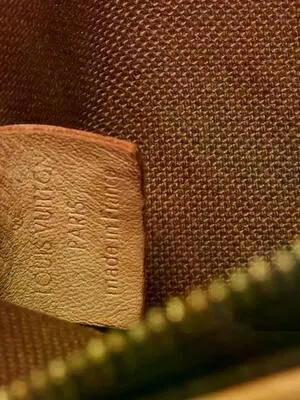 LOUIS VUITTON Monogram Shoulder Bag - Brown