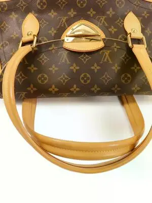 LOUIS VUITTON Monogram Canvas Beverly Shoulder Bag - Brown