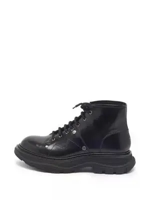 Alexander McQueen Tread Combat Boots - Black