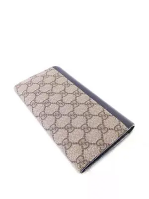 Gucci Gg Supreme Scalloped Wallet