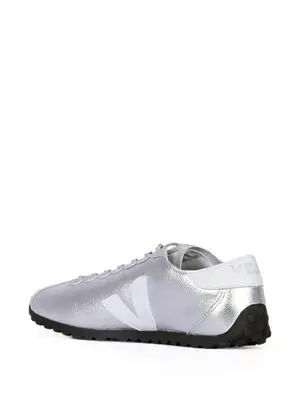 VEJA Cateyes Metallic Sneakers - Silver