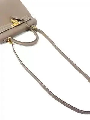 Hermès Kelly 25 Shoulder Bag - Neutrals