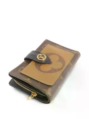 LOUIS VUITTON Juliet Monogram Reverse Wallet