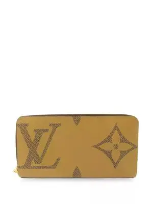 LOUIS VUITTON Monogram-pattern Wallet - Brown