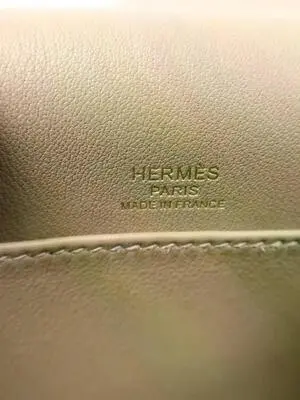 Hermès Geta Shoulder Bag - Neutrals