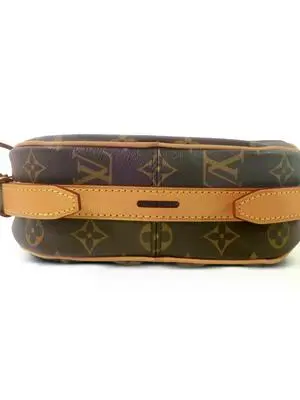 LOUIS VUITTON Boite Chapeau Souple Monogram Cross Body Bag