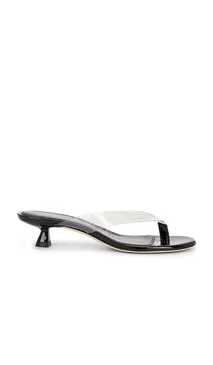 STUART WEITZMAN Sleek Sandal