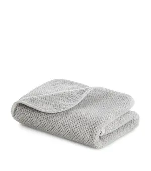 GRACCIOZA Bee Waffle Bath Sheet - Silver