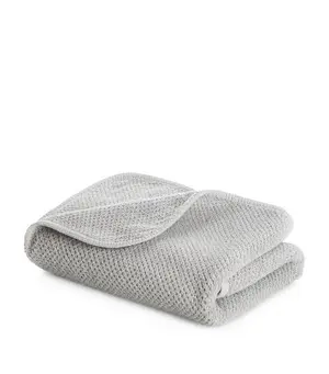 GRACCIOZA Bee Waffle Bath Towel - Silver