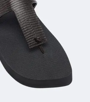 CHRISTEN Edge Leather Thong Sandals