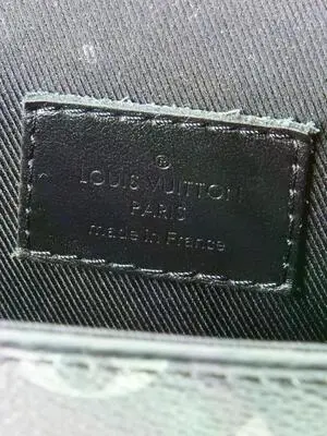 LOUIS VUITTON Steamer Wearable Wallet Monogram Eclipse Canvas Crossbody Bag - Black