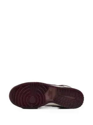 Nike Dunk Low Retro Se Sneakers