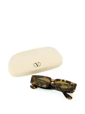 Valentino Garavani Vlogo Signature Rectangle Sunglasses