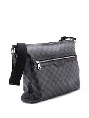 LOUIS VUITTON Damier Graphite Mm Messenger Bag
