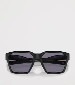 Oakley Briza Square Frame Sunglasses