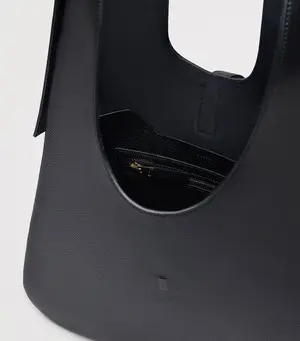 TOM FORD Large Leather Shoulder Bag
