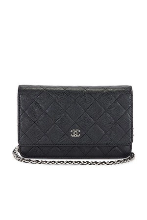 Chanel Caviar Classic Wallet On Chain - Black