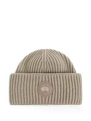 Canada Goose Ribbed-knit Logo-patch Beanie Hat - Neutrals