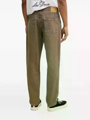 LES DEUX Straight Leg Jeans With Logo Patch - Brown