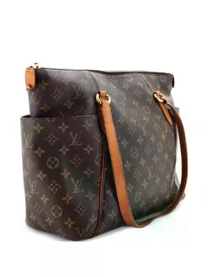 LOUIS VUITTON Monogram Canvas Gm Shoulder Bag - Brown