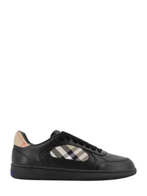 Burberry Trainers - Black