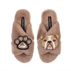 LAINES LONDON Embellished Faux Fur Cross Strap Slippers With Bulldog And Paw Brooch - Brown