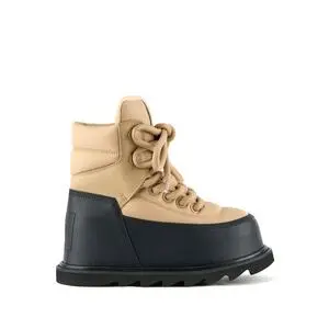 United Nude Neutrals / Zembla Peak Oat Milk - Black