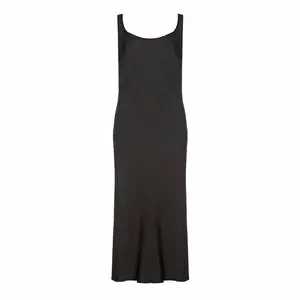 ROSES ARE RED Charlotte Midi Dress - Black