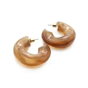 HYE JANE JEWELRY Honey Tortoise Rena Hoops - Brown