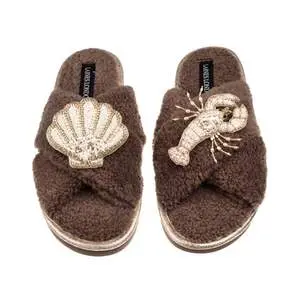 LAINES LONDON Boucle Slippers With Embellished Shell And Lobster Brooches - Brown