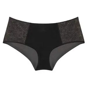 VERDANT INTIMATES Rose Lace Boyshort - Black