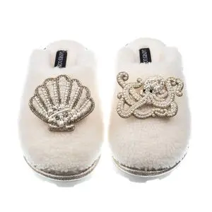 LAINES LONDON Teddy Towelling Closed Toe Slippers With Pearl Embellished Octopus And Shell Brooches - White