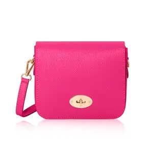 BETSY & FLOSS Catania Handbag In Fuchsia - Pink