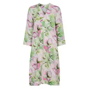 Nologo-chic Pleated Day Dresses
