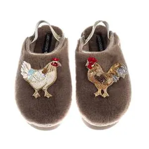 LAINES LONDON Flatform Cloud Slippers With Chicken & Rooster Brooches - Brown/gold