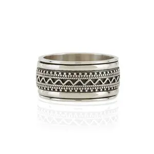 CHARLOTTE'S WEB JEWELLERY Jaipur Explorer Spinning Ring - Silver