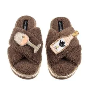 LAINES LONDON Neutral Boucle Slippers With Angelic Rose Wine Brooches - Brown